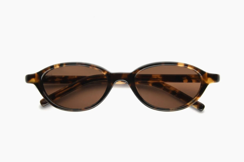 Akila | Alien in Tortoise Sunglasses - twelvesixtynine